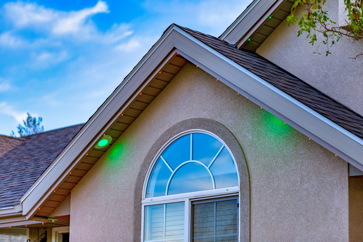 About Us | East TN Trimlight | Permanent Lighting Solution